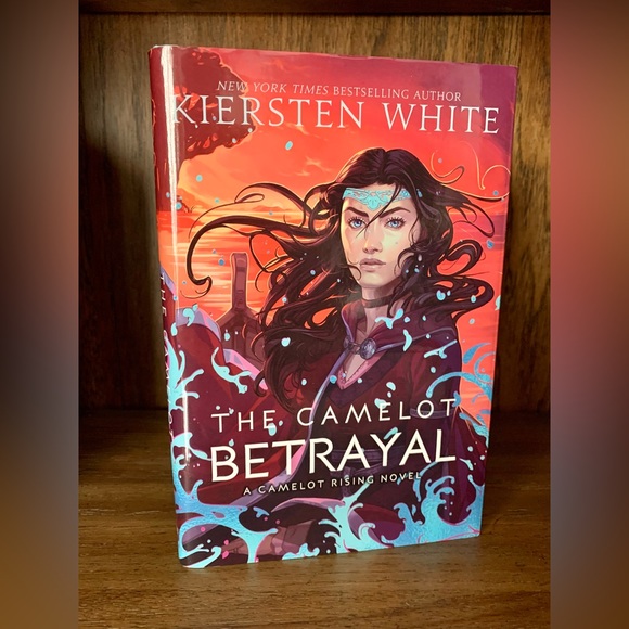 Other | The Camelot Betrayal By Kiersten White Book 2 In Camelot Rising ...